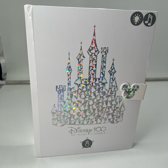 Disney | Office | White Disney Binder Book Journal W Lights And Sound ...